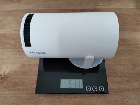 Magcubic HY300 47 Portable LED Android Projector Should You Buy It