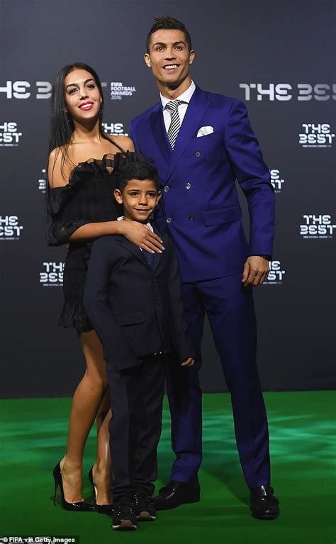 Cristiano Ronaldos Ex Girlfriend Accuses Georgina Rodriguez Of