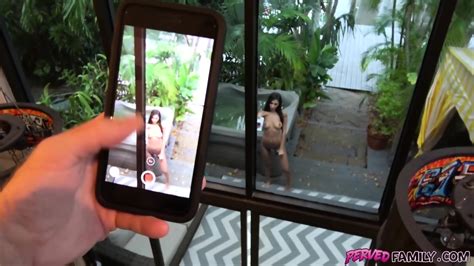 Whats Not To Love About A Girl Making Selfies For You Gianna Dior Eporner