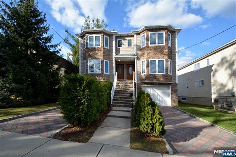 Mls Number 25039097 3 Bed 2 Bath Condo Coop Townhouse Property For