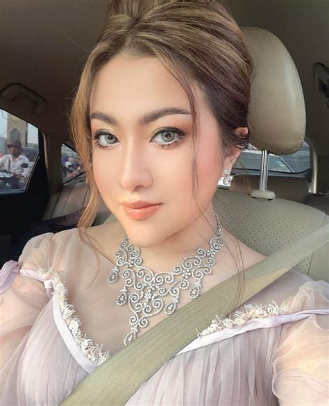 ពិធីភ្ជាប់ពាក្យ លី ច័ន្ទសីហា ល្ងាចមិញ លេចវត្តមានតារាខ្មែរចូលរួមច្រើនកុះករ Khmerload Cambodia