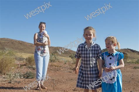 Olivia Wood With Daughters Ella 7 Weeks Caris Westpix