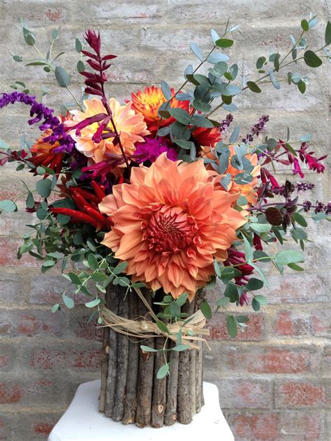 Pin On Wedding Flowers By Season