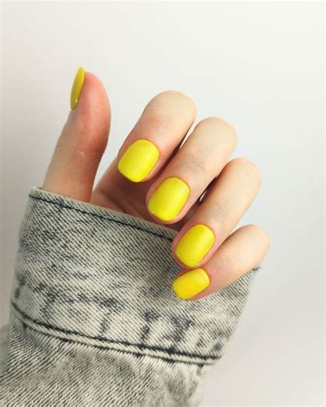 7 Irresistible Summer Nail Colors For 2025 Nail Colors Summer Nails