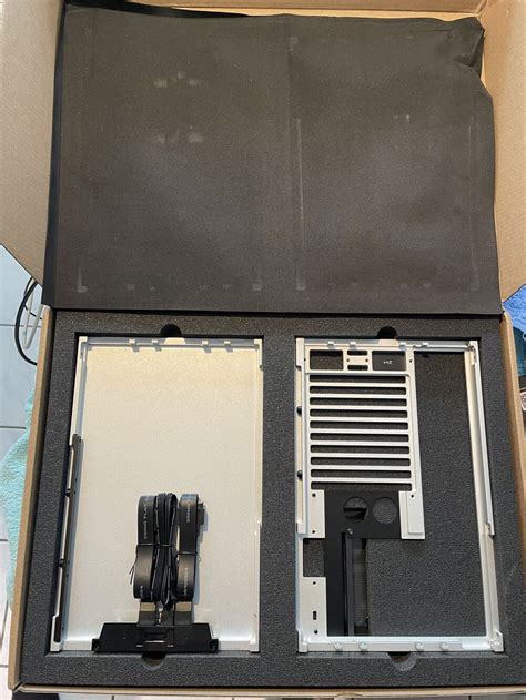 Silver Air Ncase M2 Rtx 5080 Builds Gg