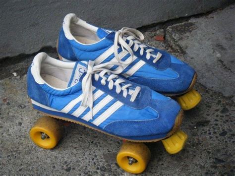 Vintage 70s Adidas Style Suede Tennis Shoe Roller Skates Old School