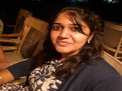 Book Review Birds Sex And Beauty By Matt Ridley Book Reviews Storizen