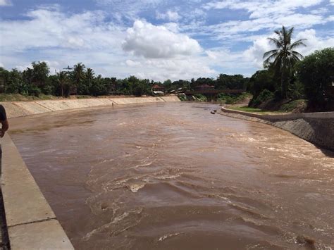 លោករដ្ឋមន្ត្រីលឹម គានហោ ចុះពិនិត្យលើវិស័យទឹកលើតាមប្រព័ន្ធធារាសាស្ត្រក្នុងក្របខ័ណ្ឌទូទាំងប្រទេស