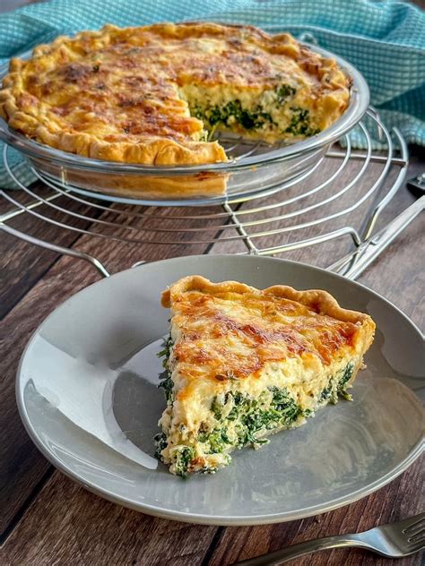 Easy Cheesy Spinach Quiche Donuts2crumpets