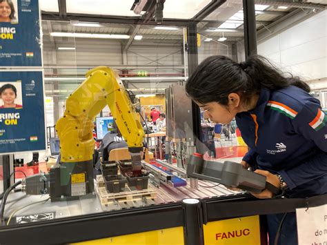 Young Robot Experts Compete For Championship