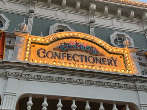 Holiday Confectionery Treats Are Sweetening Up Magic Kingdom Wdw News