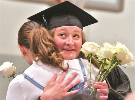 Jcs Graduation News Sports Jobs The Sentinel