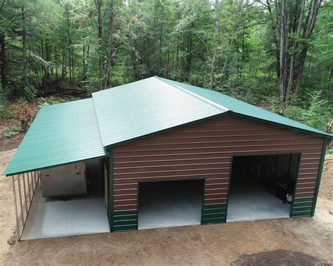 B2 30x40 Metal Barn Wolfsteel Buildings