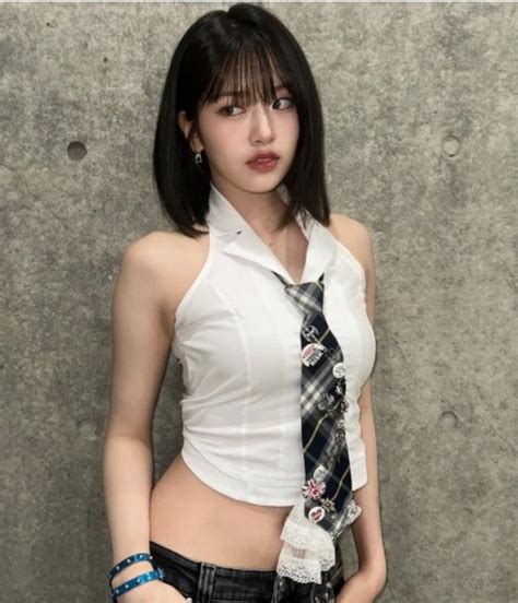 Its Pretty And Sexy Iv Ahn Yu Jin Reveals Her Tight Waistline Its Pretty And Sexy Iv Ahn Yu Jin Reveals Her Tight Waistline