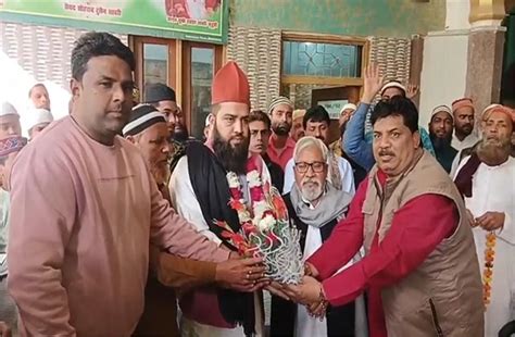 मुस्लिम मतदाताओं को साधने में जुटी Bjp सैयद मेराज हुसैन साबरी को