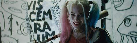 Suicide Squads Weird Harley Quinn Batman Kiss