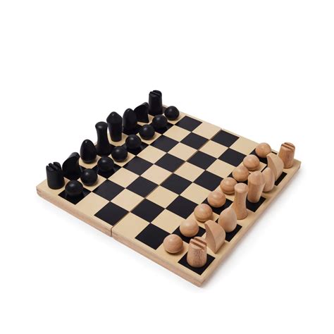 Moma Moma Panisa Chess Set Swipe Design