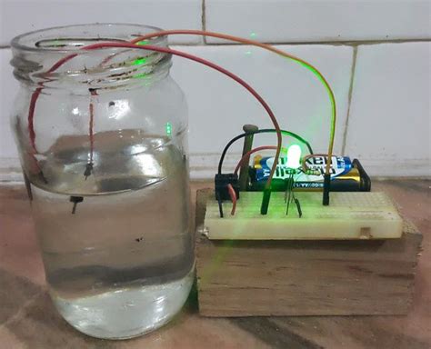 How To Build Simple Water Overflow Detector With Transistor
