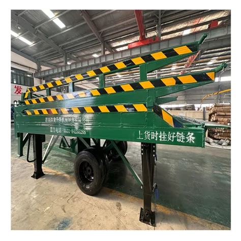 Mobile Boarding Bridge Loading And Unloading Platform Container