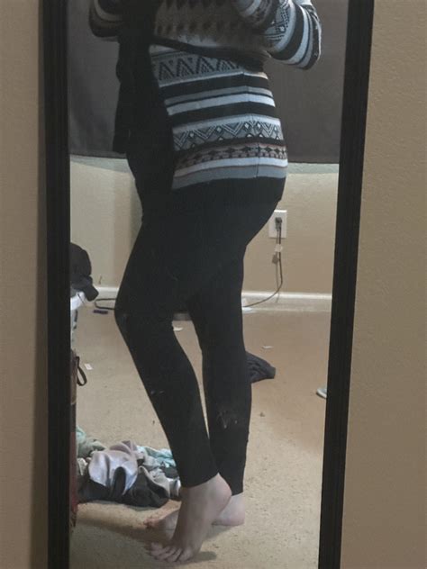 So These Leggings Make My Ass Look Thick 😈 R Mombod