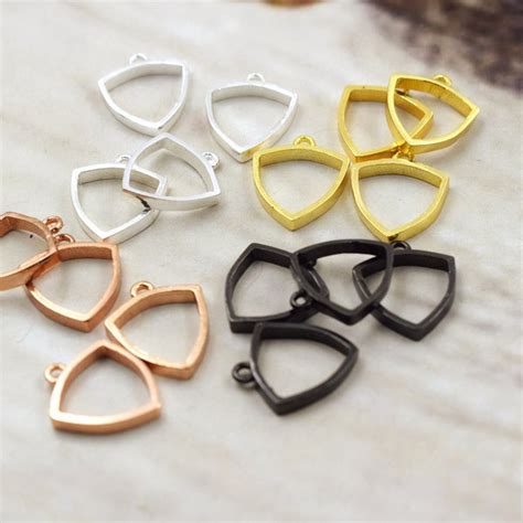 Resin Small Triangle Bezels Etsy