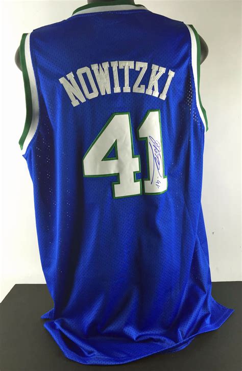 Lot Detail Dirk Nowitzki In Person Signed Dallas Mavericks Throwback