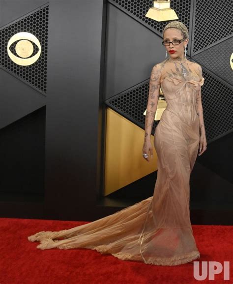 Photo Doja Cat Attends The 66th Grammy Awards In Los Angeles Lap20240204024
