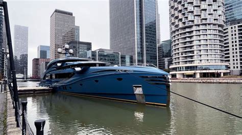 Holly Overton On Linkedin Delighted To See Phi Pull Into Canary Wharf Fresh From The Shipyard