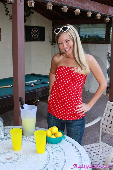 Pictures Of Aaliyah Love Giving You Something Sweet Porn Pictures Xxx Photos Sex Images