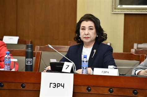 “Монполимет” ийн дансыг царцааж үүсгэн байгуулагч Ц Гарамжавыг нь