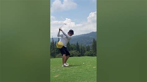 볼의 방향은 임팩트 시 헤드의 각도가 결정한다 Youtube