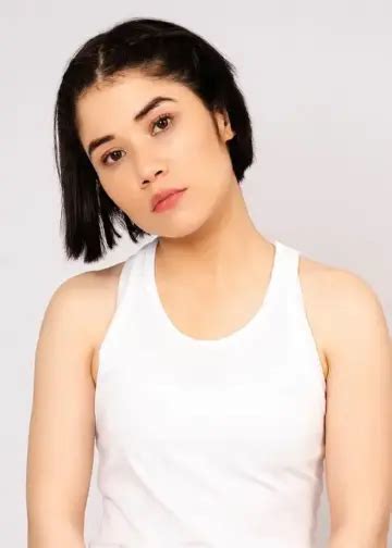 Howra Batool Biography Dramas List Wegreen Entertainment