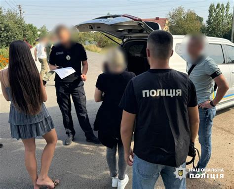 13 000 доларів за відстрочку від служби на Рівненщині поліцейські заблокували корупційну схему