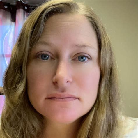 Amanda Schemenauer Director Of Finance Hashlamoun Investment Group Linkedin