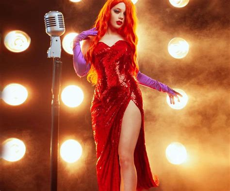 Jessica Rabbit Cosplay