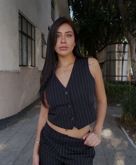 Alexia Garcia Alexiagarcia • Instagram Photos And Videos