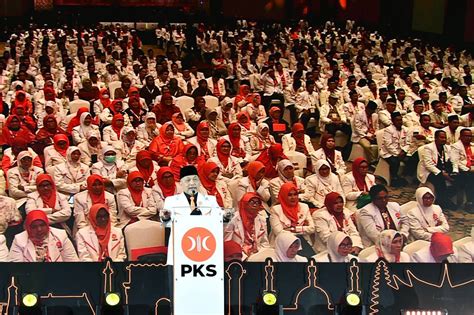 Presiden Pks Kontestasi Politik Bukan Ajang Saling Menjatuhkan Fraksi Pks
