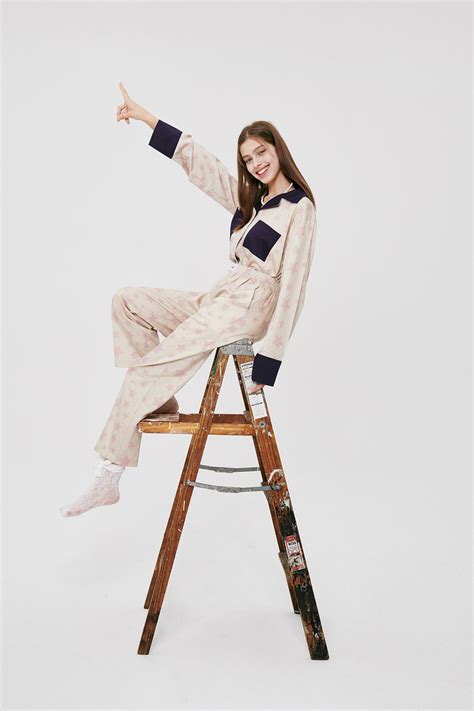 여 아스트랄 핑크 파자마 세트foli