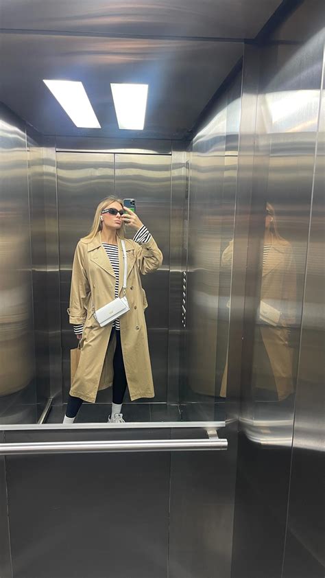 Анна Сакулцан Девочки ну краш же💔 Увидели с Соней на Арбате этого парня Дочь первая не