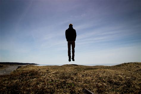 30 000 Man Floating Pictures Download Free Images On Unsplash