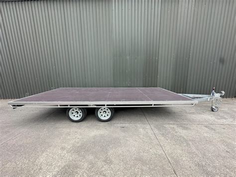 Flat Deck Lucca Trailers