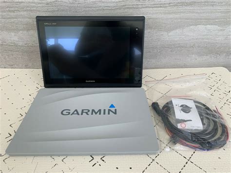 GARMIN GPSMAP 7612XSV Multi Touch Widescreen Chartplotter 90 DAY WARRANTY Inboard Motor