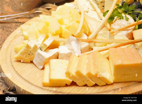 Cheese Platter Fotos Und Bildmaterial In Hoher Auflösung Alamy