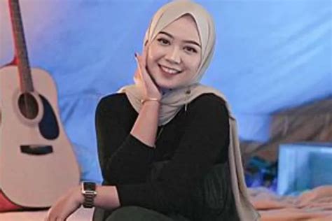Fauzana Itu Siapa? Ini Biodata dan Profil Lengkap Instagram, Agama – Berita HOT & HEBOH Terbaru