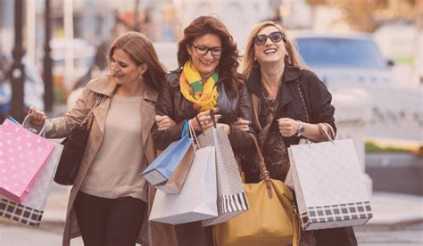 Dont Miss Out On These Nurse Week Freebies And Discounts Crossmed Healthcare