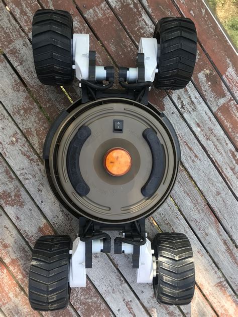 Lawndroid Arduino Powered Robot Design