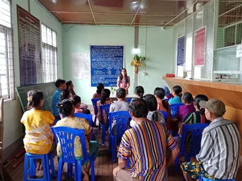 သရက်ချောင်းမြို့နယ်၌ မိုးစပါးစိုက်ပျိုးရန်အတွက် တောင်သူများအား စိုက်ပ