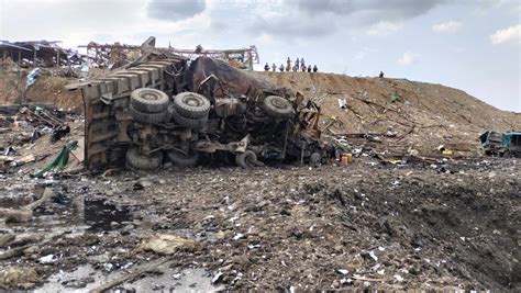 ဖားကန့်ကျောက်တွင်းလုပ်ကွက်တချို့ကို စစ်တပ်က စီးနင်းမီးရှို့နေ Myanmar Now