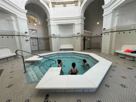 A Guide To Budapests Thermal Baths The Common Traveler