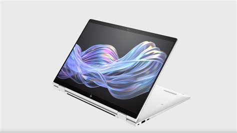 HP ra mắt 3 laptop dòng Elitebook là Copilot PC với chip AI từ Intel